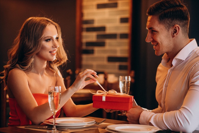 Find a Sugar Daddy in Mesa | Safe Sugar Daddy Dating USA