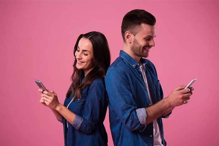 Group Chat Dating on SugarDaddyMeet | Connect Through Conversation