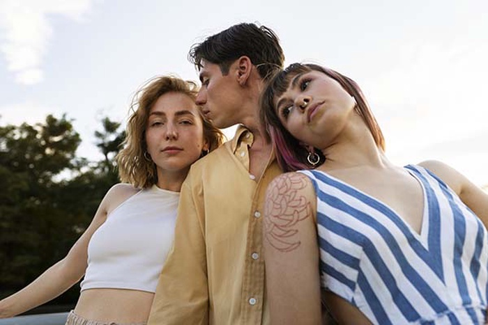 The Best Polyamory Dating App & Site for Poly Daters