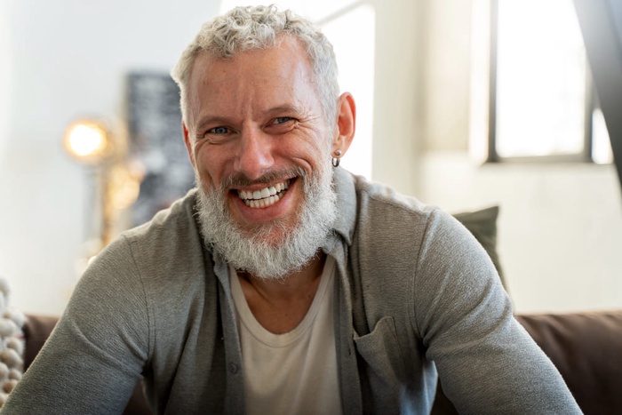 Silver Daddies | Meet Older Confident Men on SugarDaddyMeet