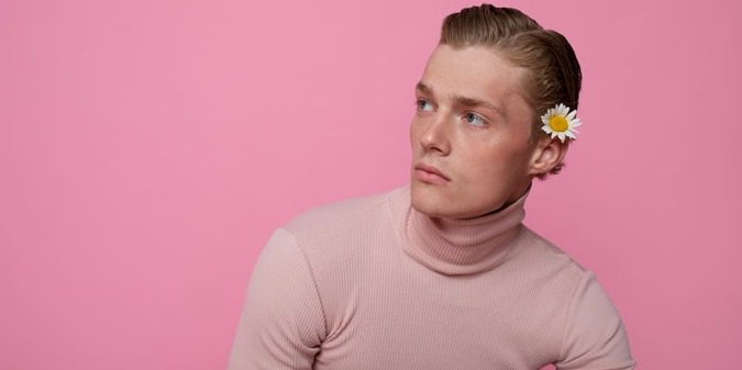 How to Be a Male Sugar Baby: Full Guide by SugarDaddyMeet