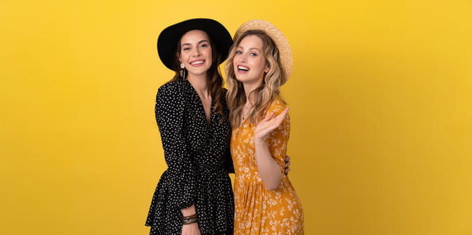 Influencer Dating - Dating an Attractive Influencer on SDM