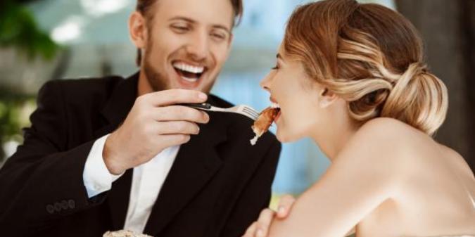 Wisely Sugar Daddy Relationships: Timing Financial Support